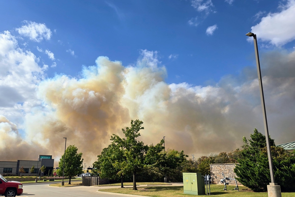 Oklahoma Wildfires Cause Evacuations and Increased Destruction as