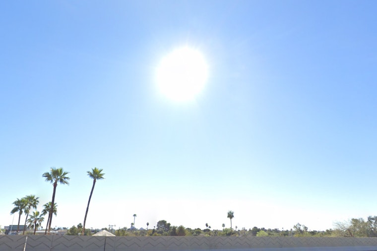Phoenix Braces for Sweltering Week with Temperatures Topping 100