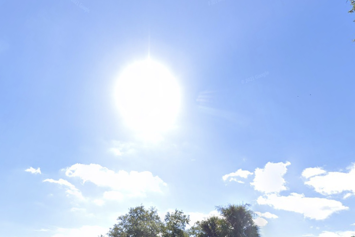 Tampa Enjoys Mild Temperatures and Clear Skies with Pleasant Weather