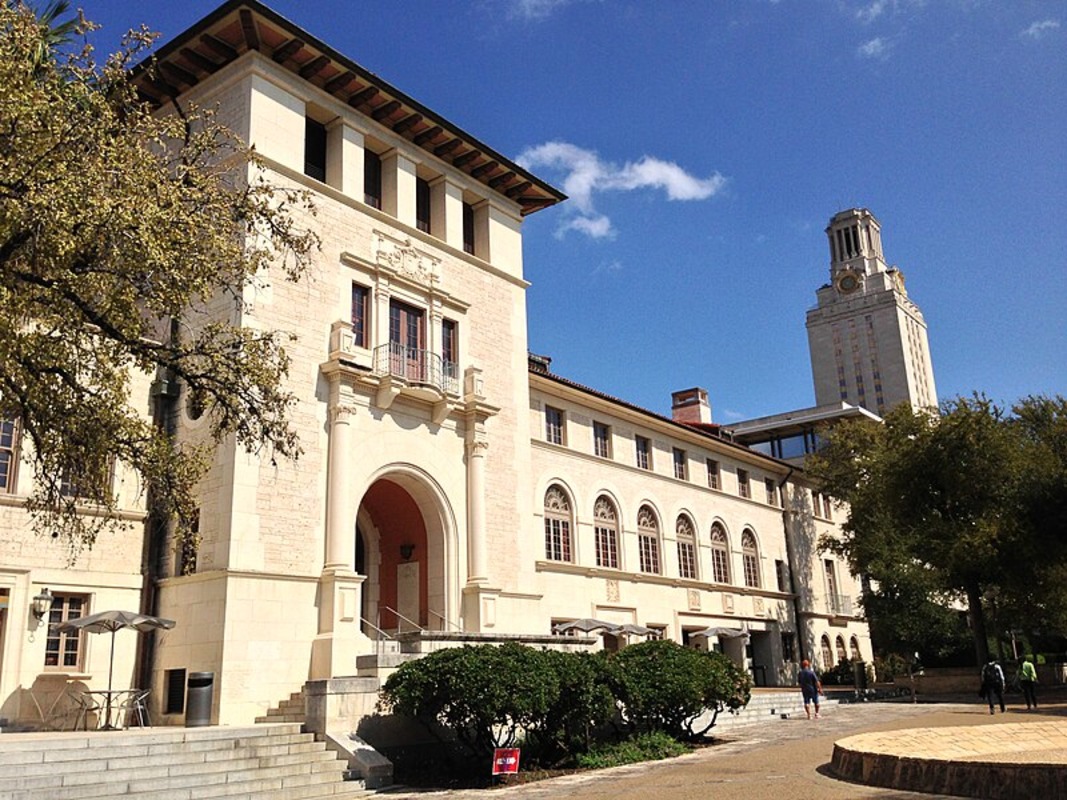 UT Austin Scientists Unveil Groundbreaking Cooling Tech for Data