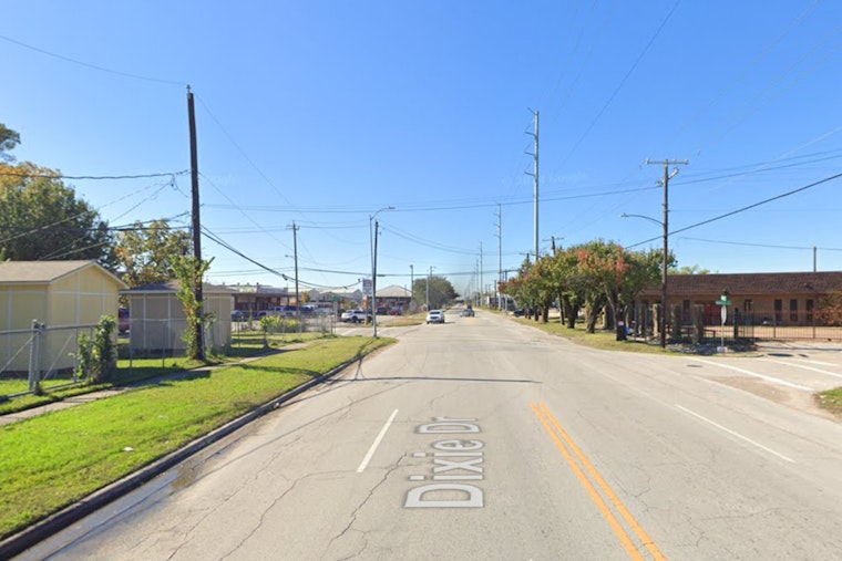 Woman Killed in High-Speed Crash on Dixie Drive, Houston Police