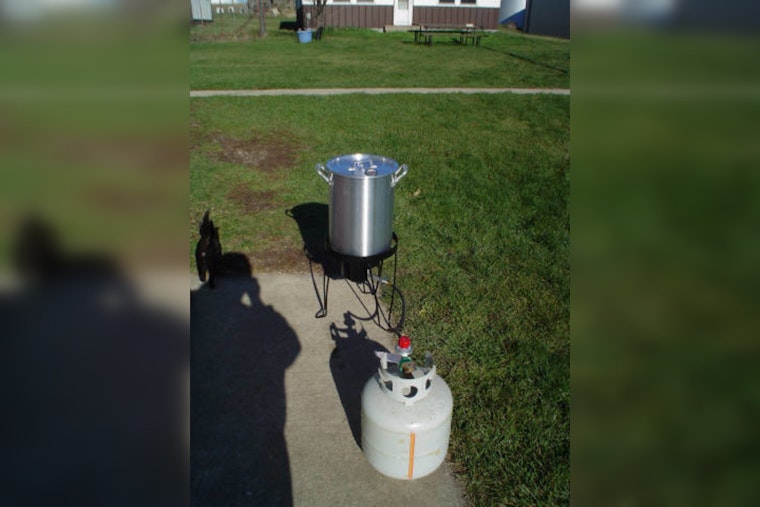Austin Fire Department Warns of Risks in Deep-Frying Turkeys, Offers