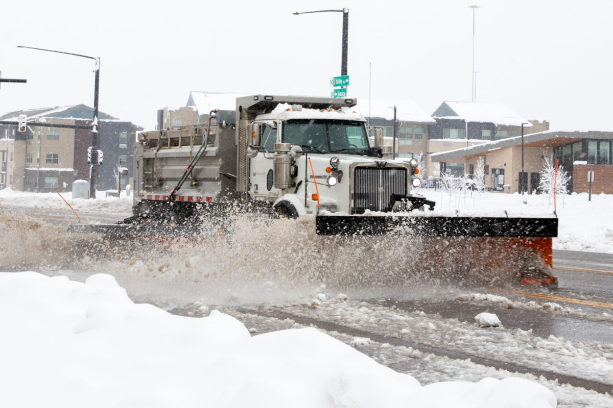 Douglas County Government Delays Opening by 90 Minutes Amidst Winter