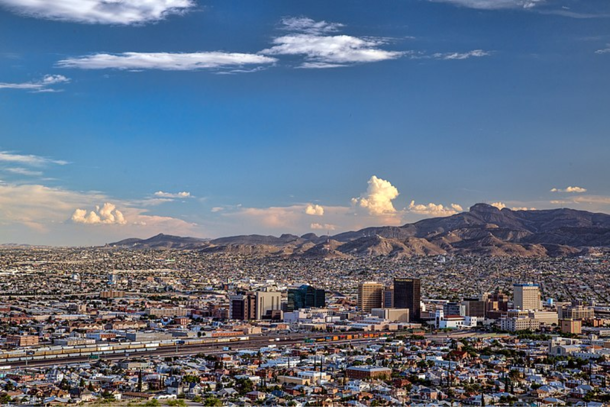 El Paso Basks in Mild Weather: Sunny Skies and Stable Temperatures