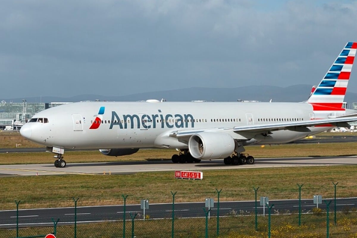 FAA Probes American Airlines Flight's Emergency Climb After Takeoff