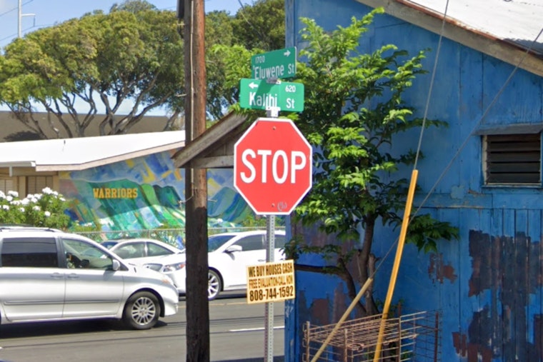 Honolulu Mourning, Elderly Pedestrian Succumbs to Injuries from Kalihi