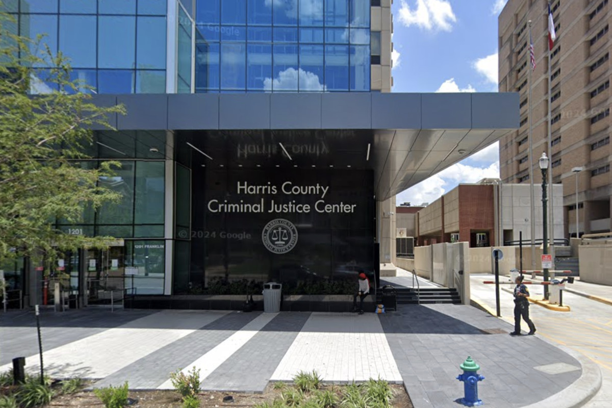 Houston Pastor Robert L. Carter Faces Pre-Trial Hearing for Alleged