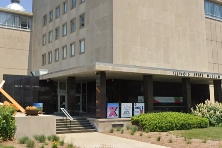 Illinois State Museum Celebrates Dia de los Muertos with Family Day in
