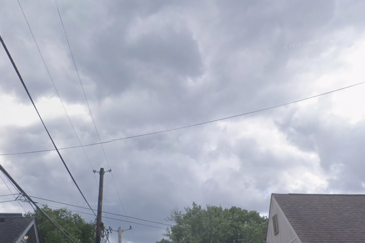 Indianapolis Weather Update, Rain, Gusty Winds, and First Flakes in