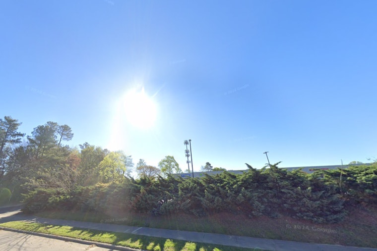 Record-Breaking November Warmth Hits Raleigh as Temperatures Soar in