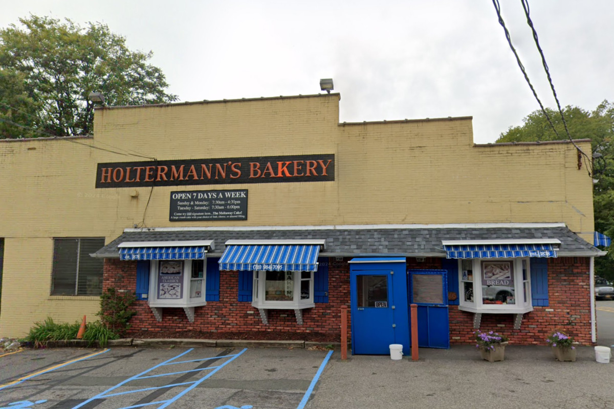 Staten Island Bakery Clarifies Whoopi Goldberg's Denied Cake Order Was