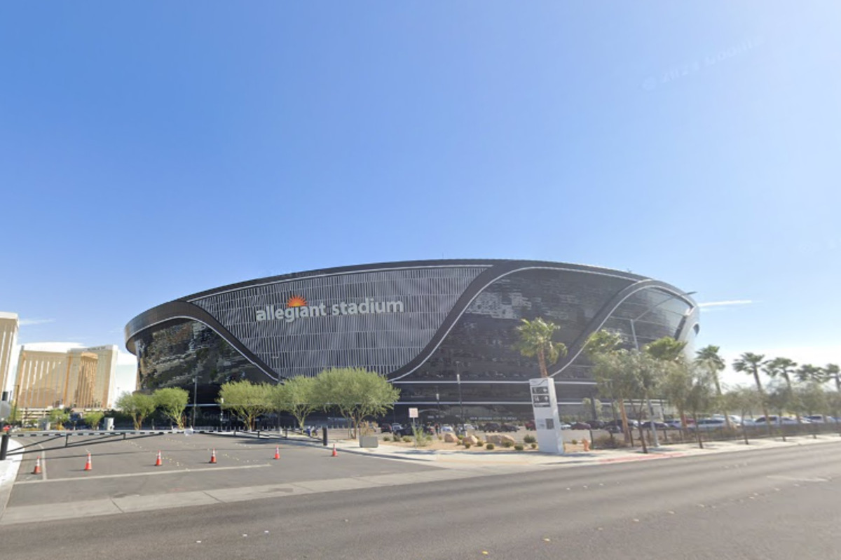 UNLV Rebels Climb to No. 22 in CFP Rankings, Set Stage for Major