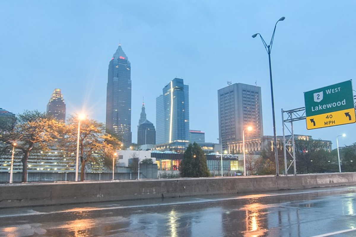 Cleveland Braces for Weekend Snowfall: NWS Forecasts Lake-Effect