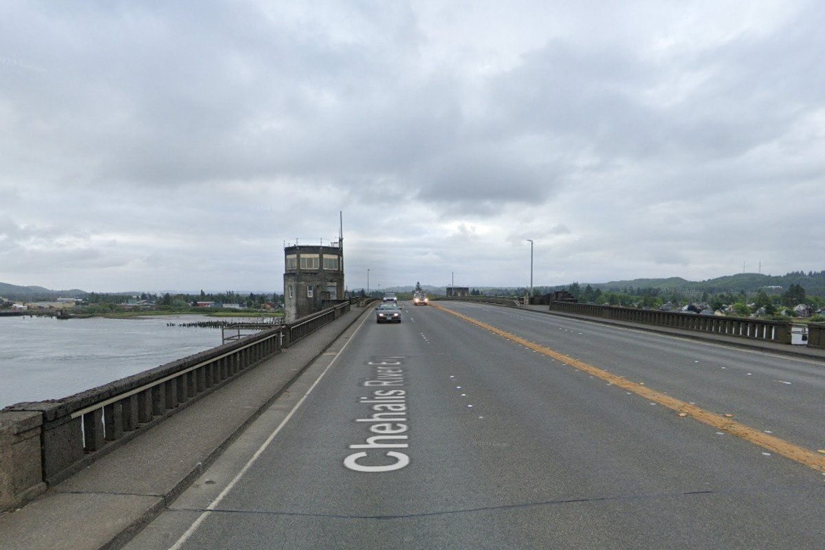 Aberdeen Commuters to Face Disruptions Amid US 101 Chehalis River