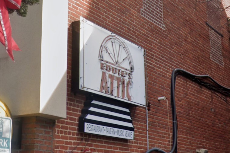 Alicia Witt Brings Christmas Melodies to Eddie's Attic in Decatur with