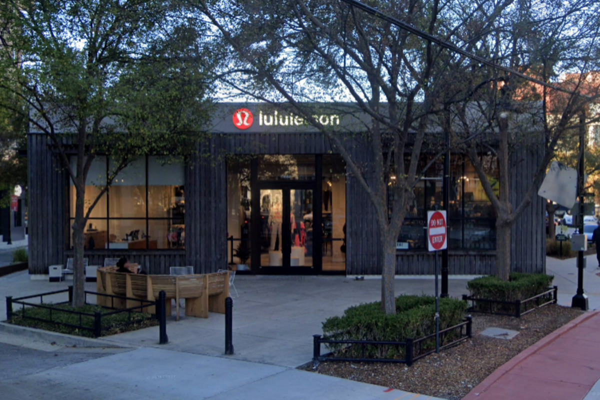 Atlanta Police Probe Suspected Smash-and-Grab Incident at Lululemon in