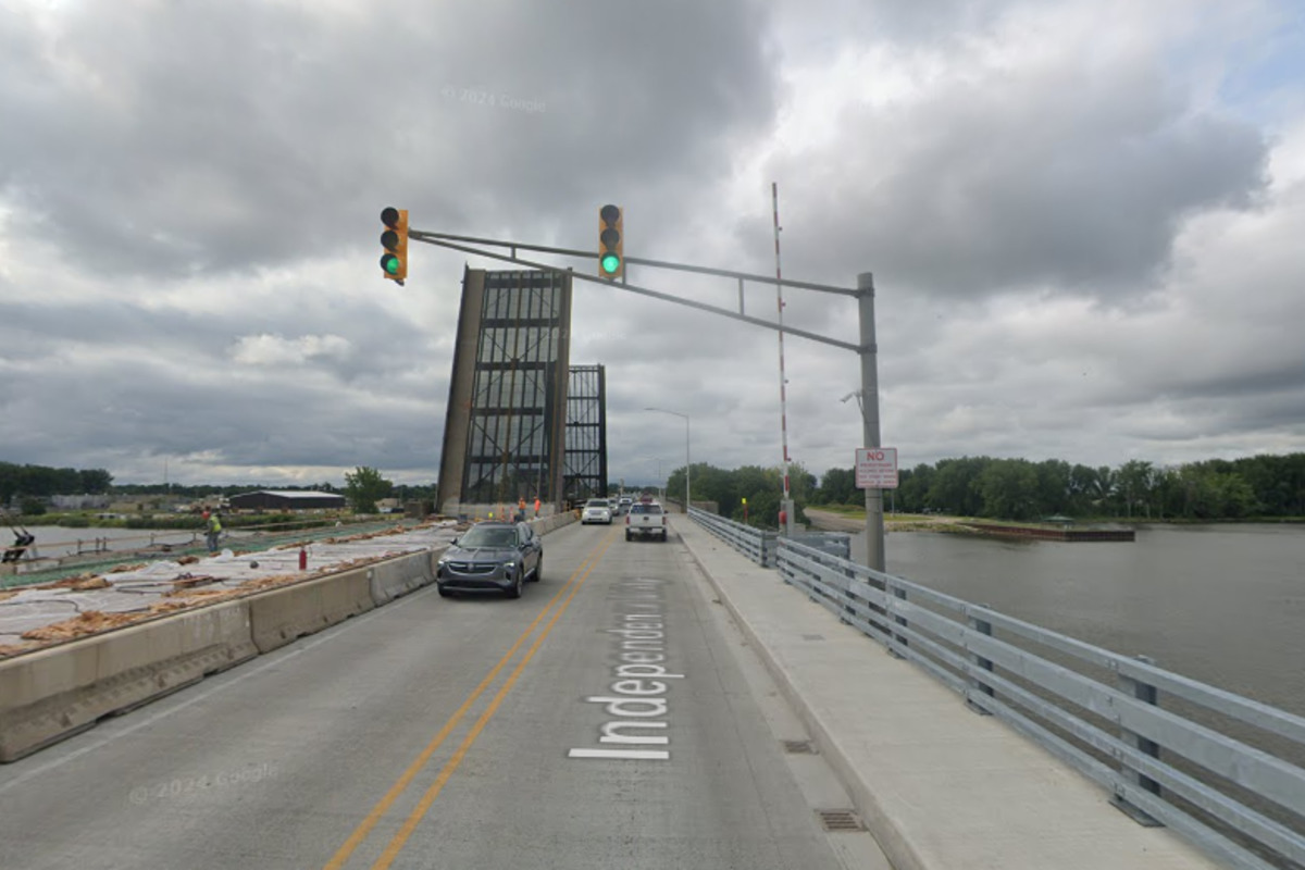 Bay City's Independence Bridge to Initiate Tolling on January 1, Says