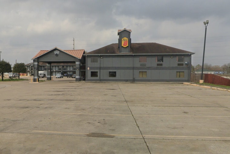Baytown Hotel Standoff Ends with Murder Suspect Adrian G. Reeves in