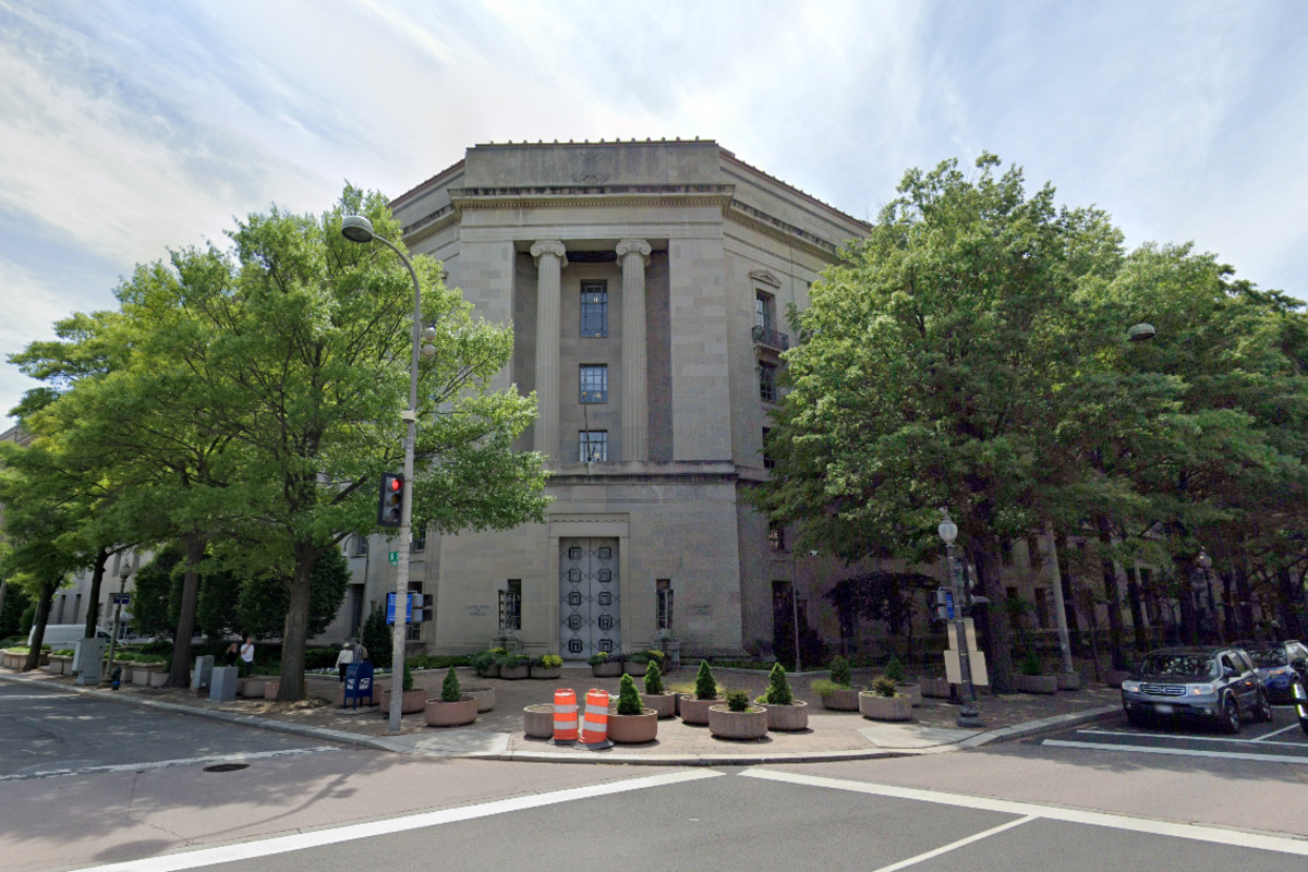 Biotech CEOs Convicted of Fraud and Insider Trading Over Misleading