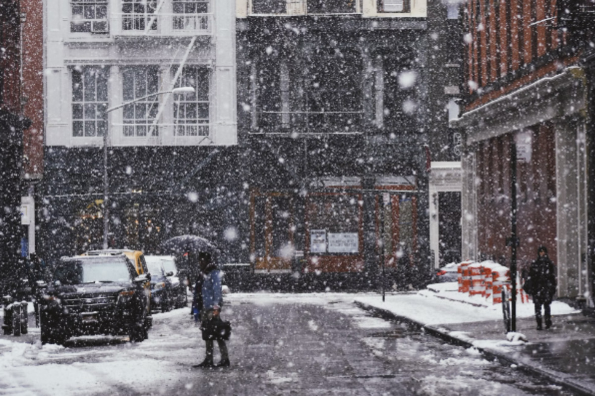 Boston Prepares for Season's First Notable Snowfall, Gusty Winds and