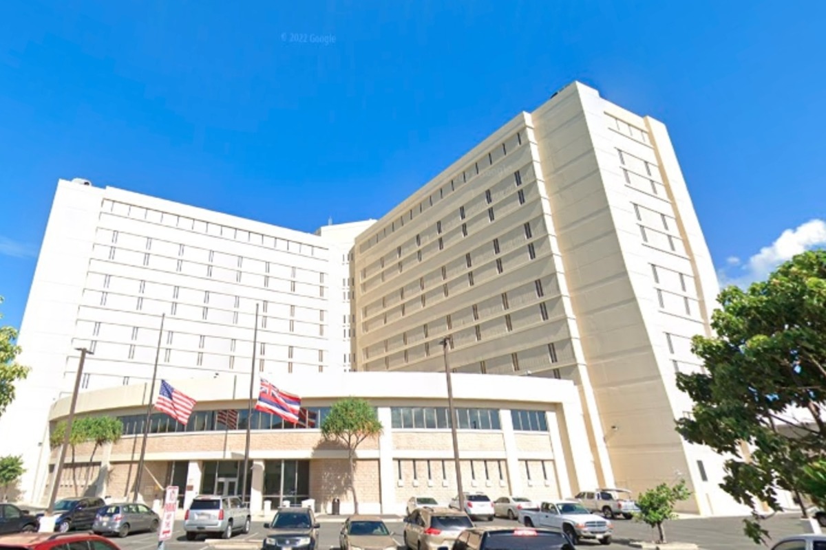 Former Honolulu Youth Basketball Coach Dwayne Yuen Admits to Sex