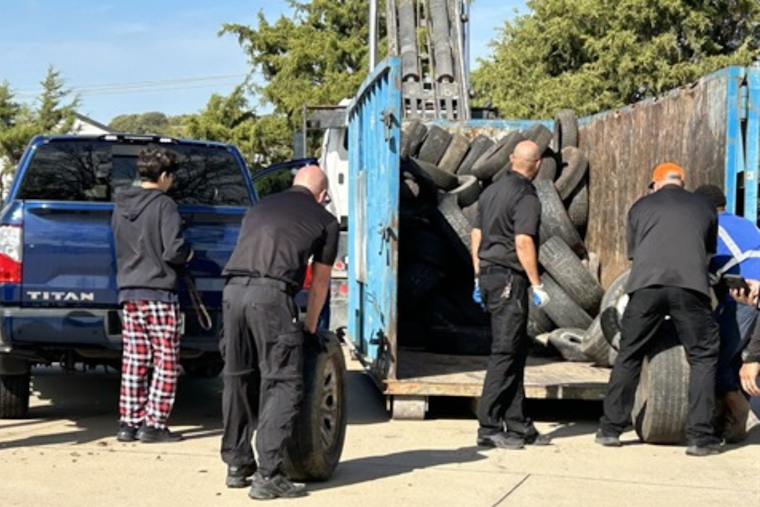 Fort Worth Residents Band Together to Recycle Over 380 Scrap Tires in