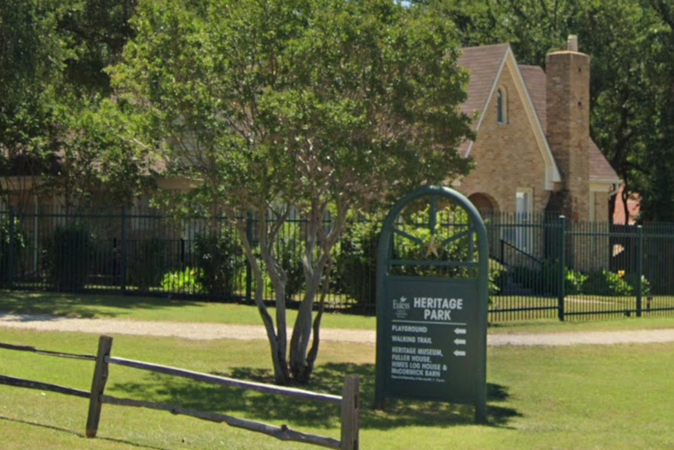 Heritage Park in Euless, Texas Hosts Old-Fashioned Christmas