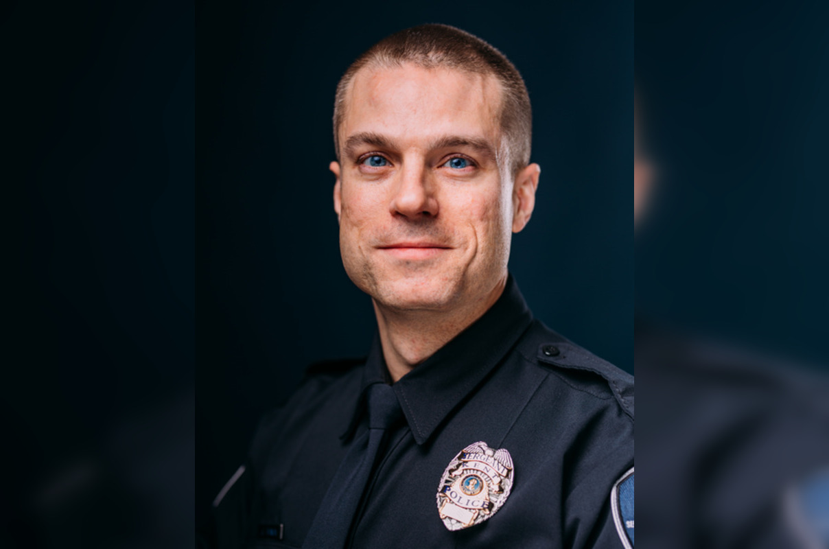 Kent Police Commander Josh Bava Graduates from Elite FBI National