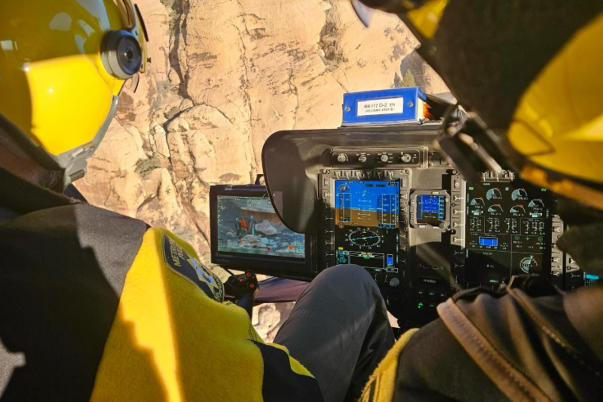 Las Vegas Rescue Team Saves Stranded Climbers in Christmas Miracle