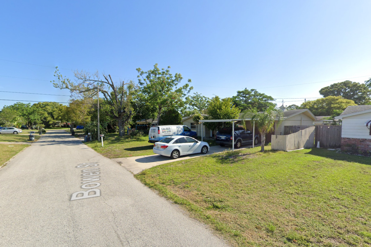 Man and His Dog Perish in Accidental House Fire in Holiday, Pasco