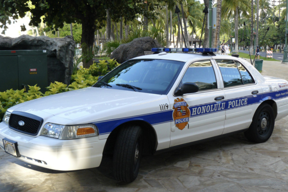 Motorcyclist in Critical Condition After Collision on H-2 Freeway Near