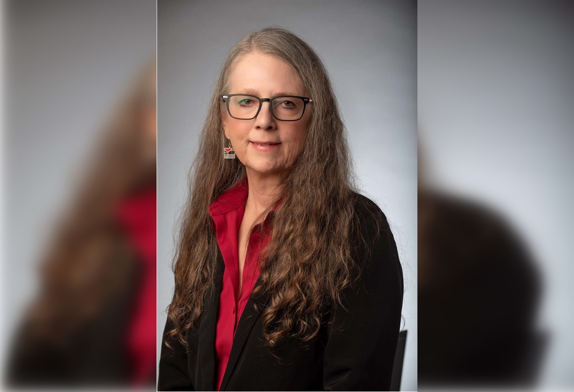 Oregon Election Officials Honored with NASS Medallions for Defending