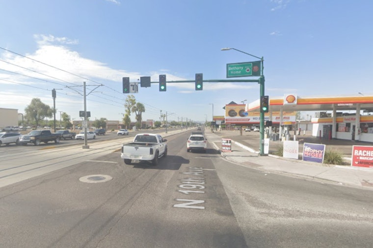 Phoenix Police Launch Homicide Investigation Near Bus Stop on