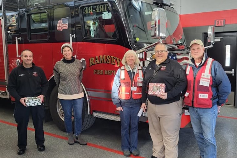 Red Cross Volunteers Deliver Sweet Support to Ramsey Fire Station 1