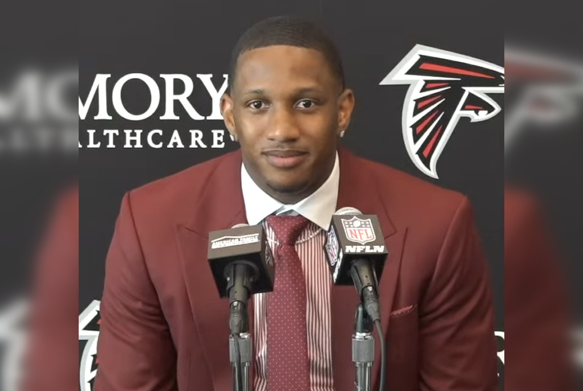 Rookie QB Michael Penix Jr. Ignites Atlanta Falcons in Commanding 34-7