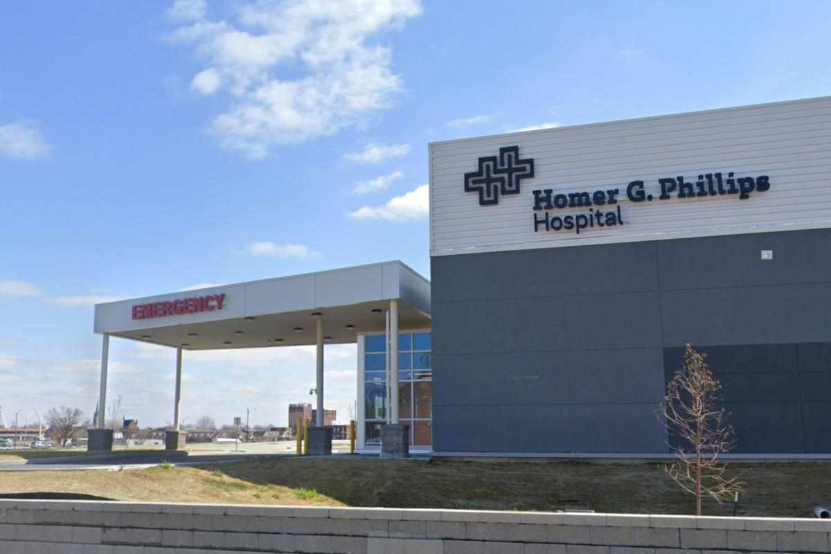 St. Louis Scrambles to Aid Workers After Homer G. Phillips Memorial
