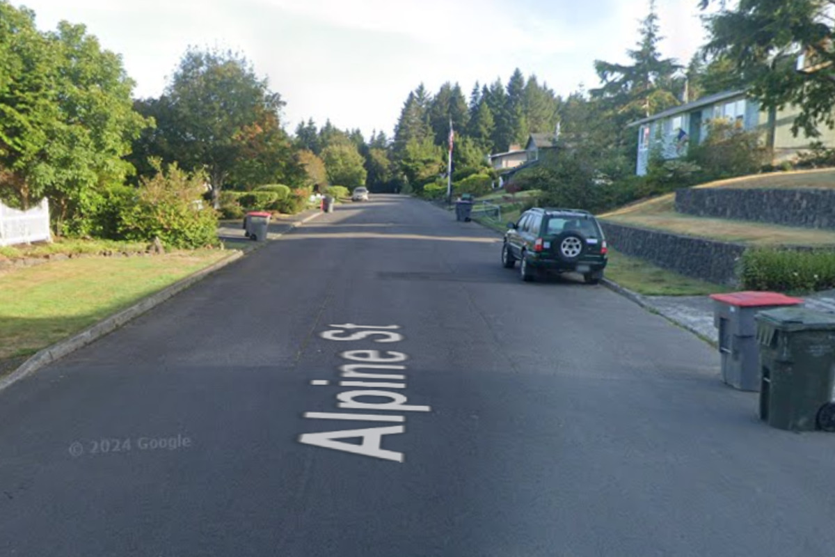 Ten People Displaced Following Destructive Seaside Fire; Investigation