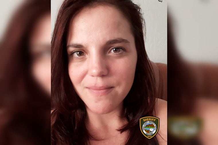 Authorities Identify Woman Found Deceased in Arizona Desert, Seek