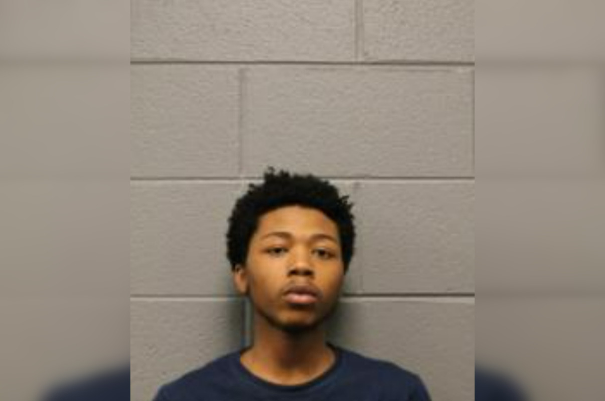 Chicago Police Arrest 19-Year-Old Devon Brown for Armed Violence, Drug