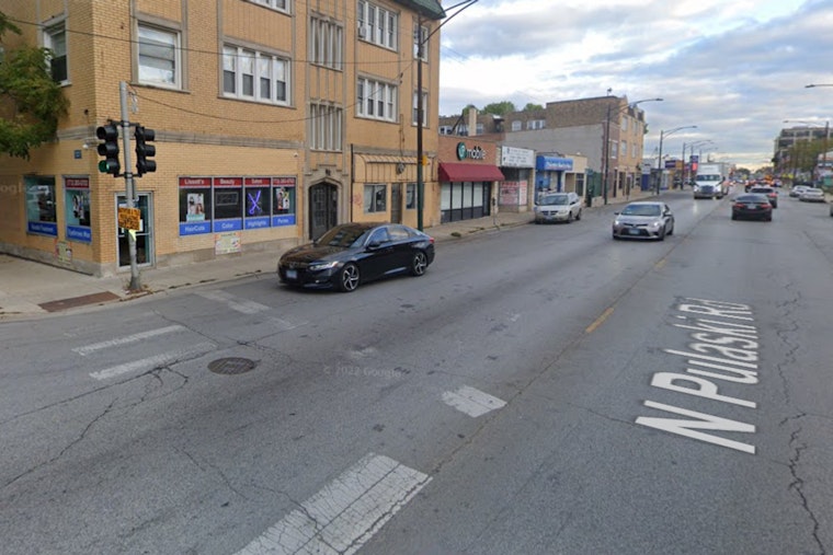 Chicago Police Nab 14-Year-Old on Felony Robbery Charge After Local