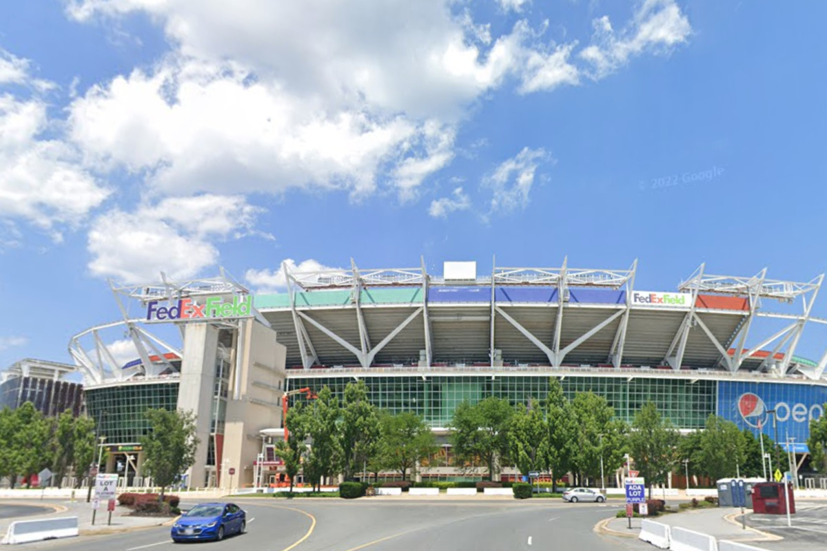 FedEx Retreats Early from D.C. Commanders Stadium Deal, Paving Way for