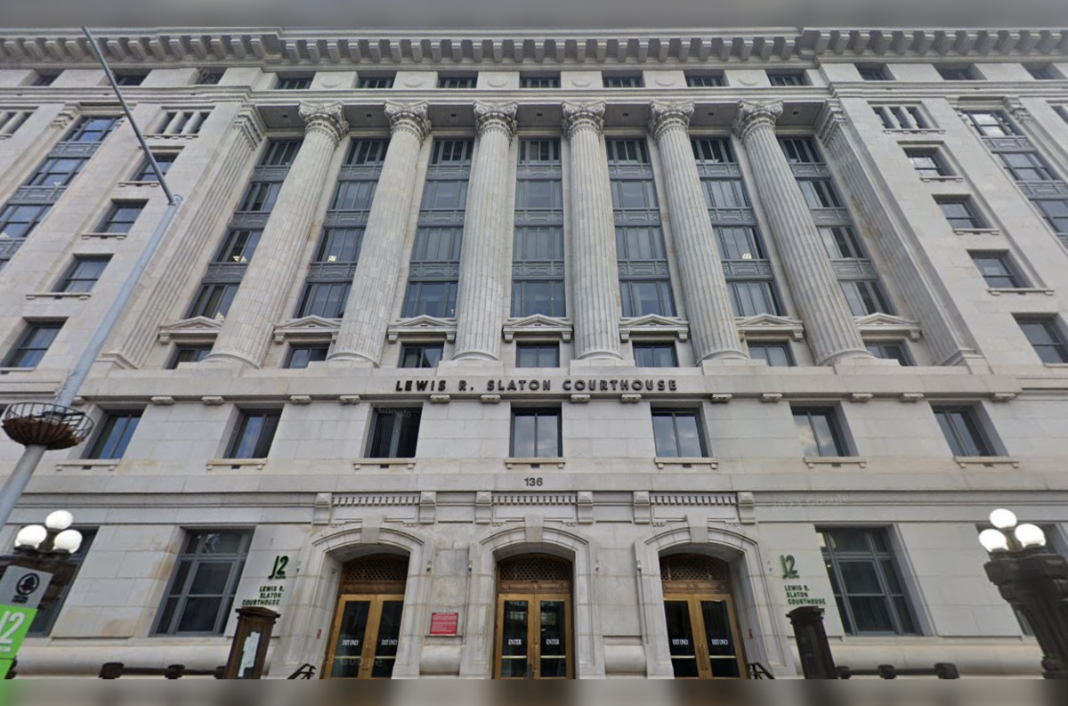 Fulton County DA Withdraws Camera Ban Motion in Young Thug's YSL Trial