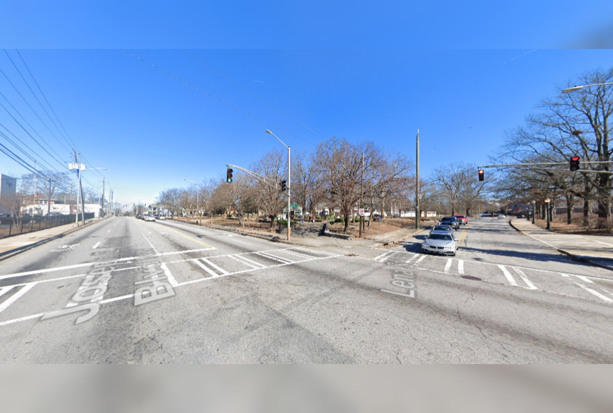 High-Speed Chase After Atlanta Carjacking Leads to Major Crash, Four