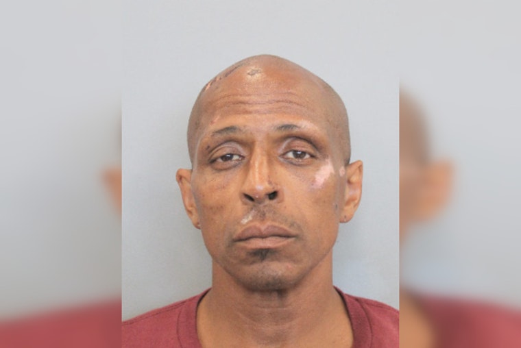 Houston Police Issue Murder Charge, Intensify Search for Suspect