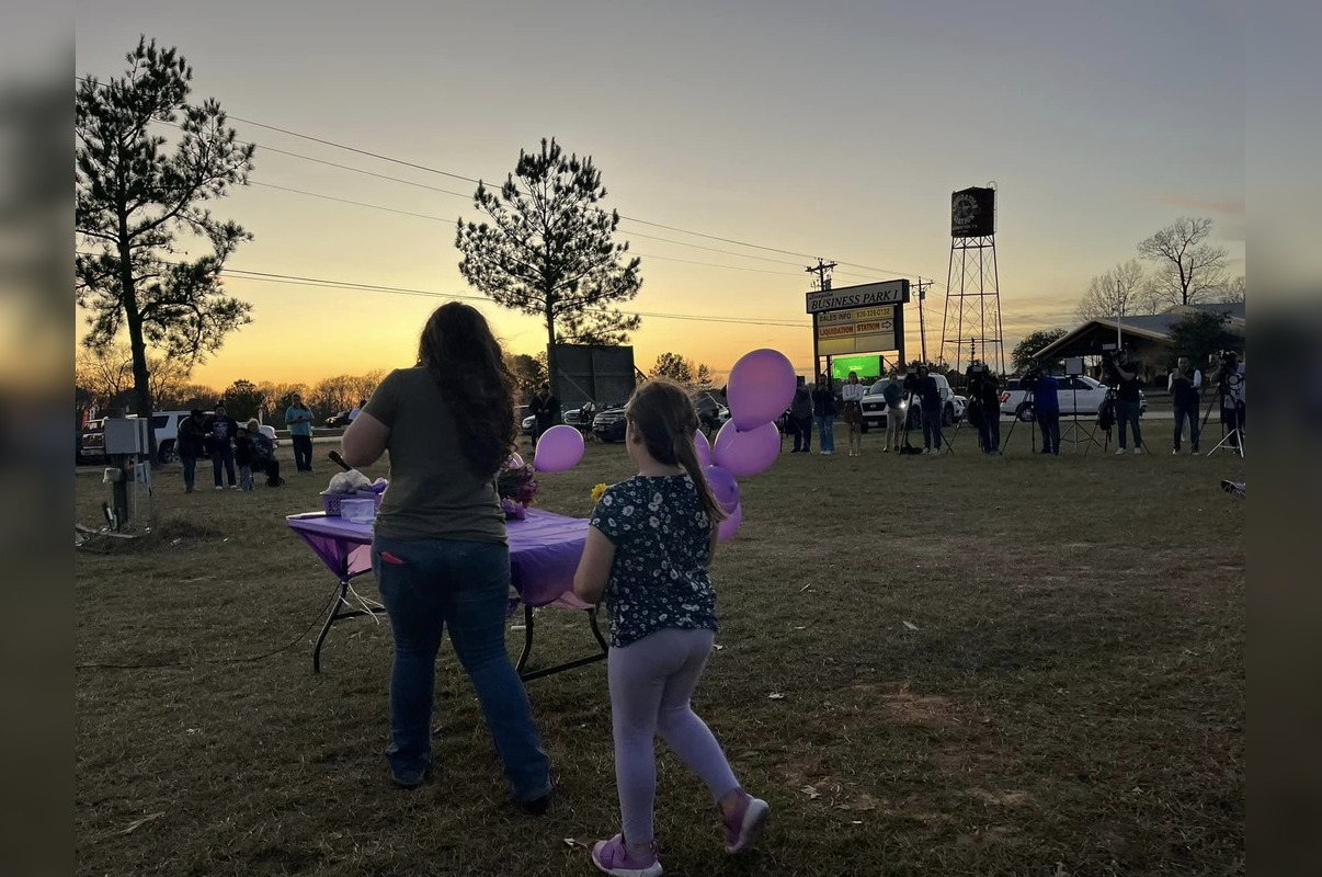 Livingston Community Honors Memory of Audrii Cunningham with Purple