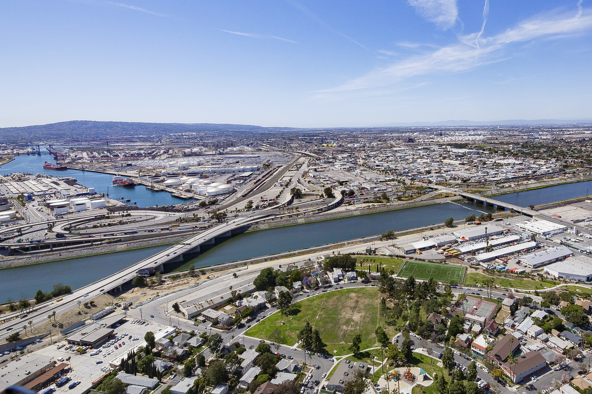 Long Beach Officials Warn of Northbound Shoemaker Bridge Lane Closure,