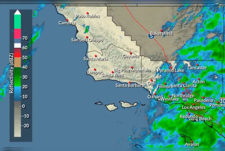Los Angeles Pummeled by Persistent Storm, Widespread Flood Warnings