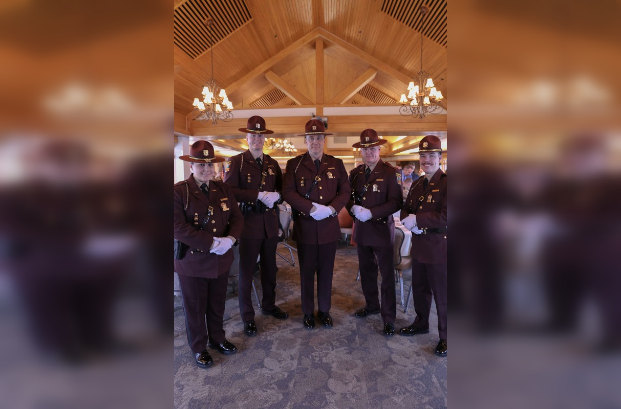 Minnesota State Patrol Honors Local Heroes and Officers in Bravery