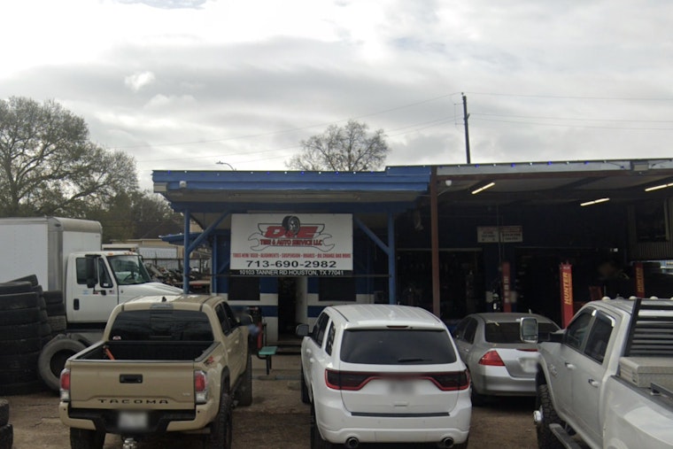 Off-Duty Harris County Deputy Fires at Suspected Car Thief in