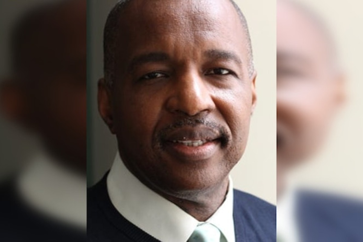 Phoenix Police Oversight Director Roger Smith Resigns, Had